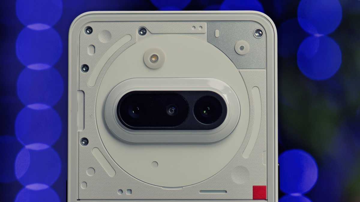 Comparing the Nothing Phone (3a) and (3a) Pro reveals three big ...